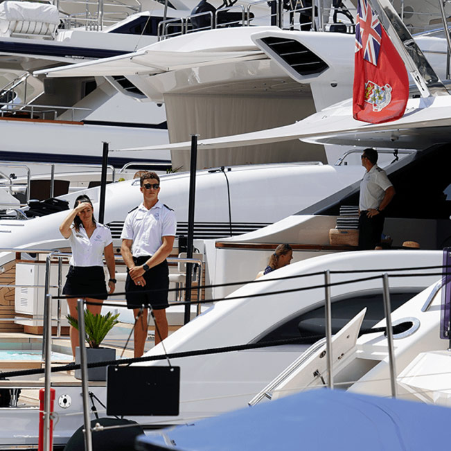 Superyacht Deckhand and Steward/ess Course - Flying Fish